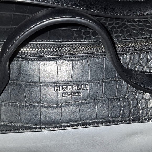 Giorgio Fiorelli | Bags | Euc Black N Gray Fiorelli Handbagcrossbody ...